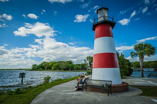 Mount Dora; Florida's Cutest Small Town (Romantic Getaway)