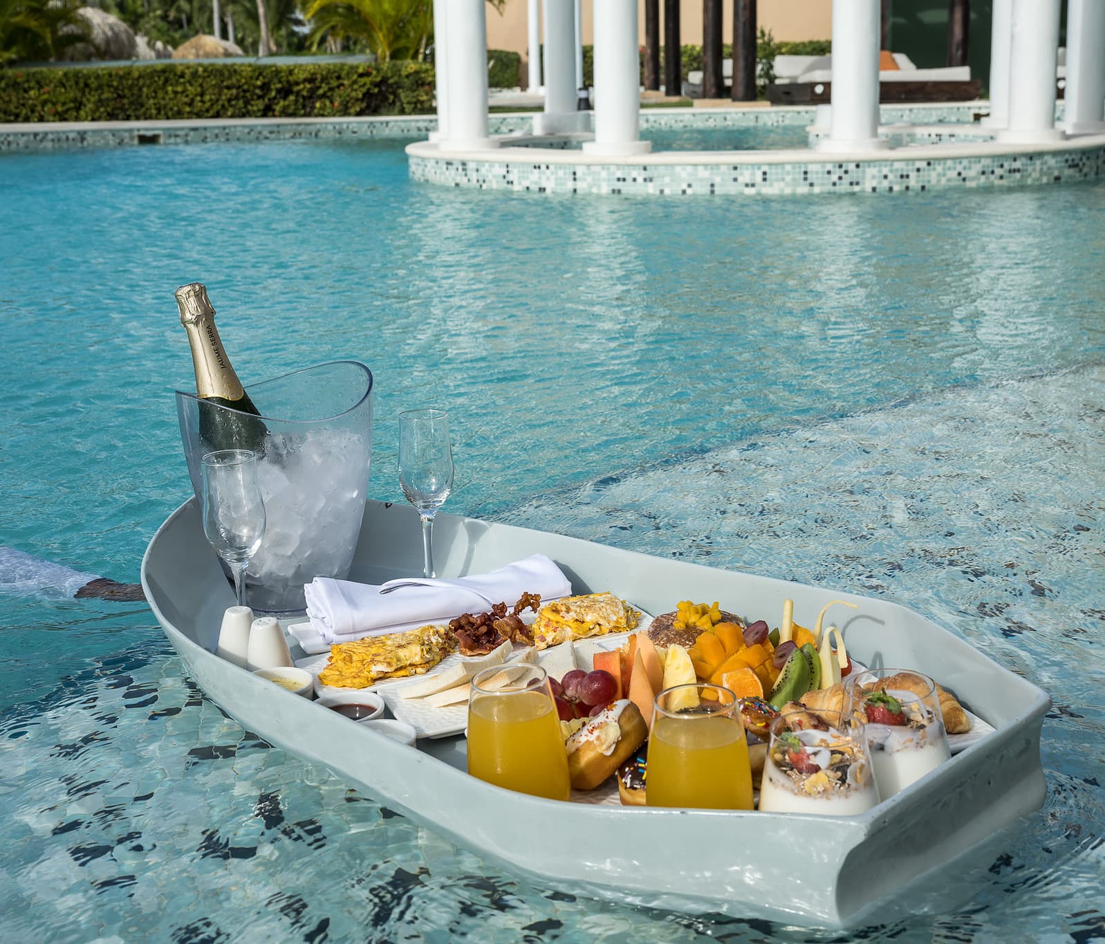 Indulge at TRS Turquesa Hotel in Punta Cana | HOTEL REVIEW