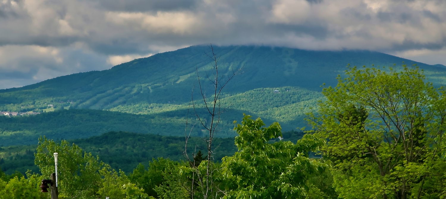 Seesaws Lodge | Peru Vermont | Neighboring Bromley Ski Resort